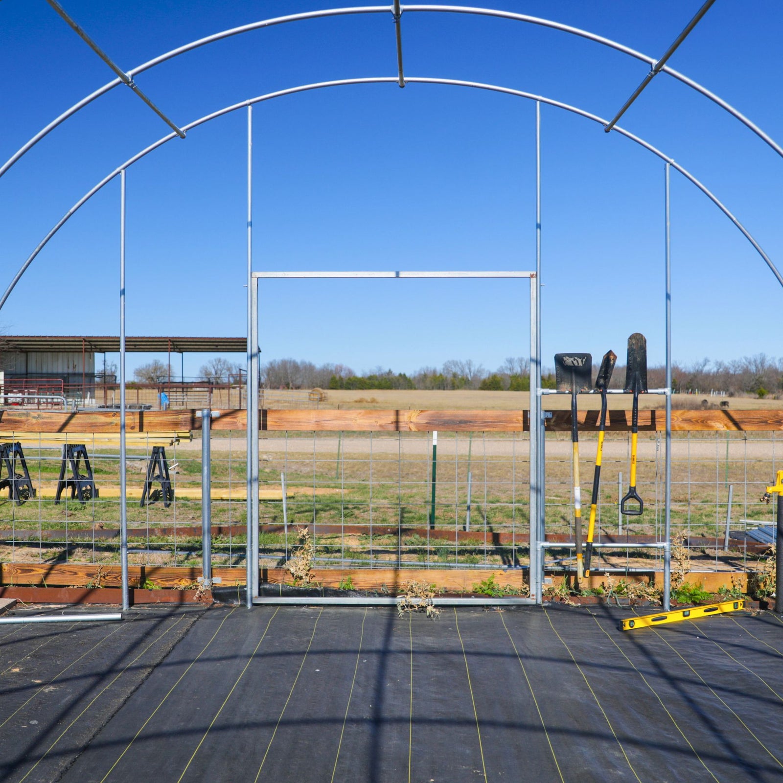 Premium Round All Metal High tunnel double door front view frame